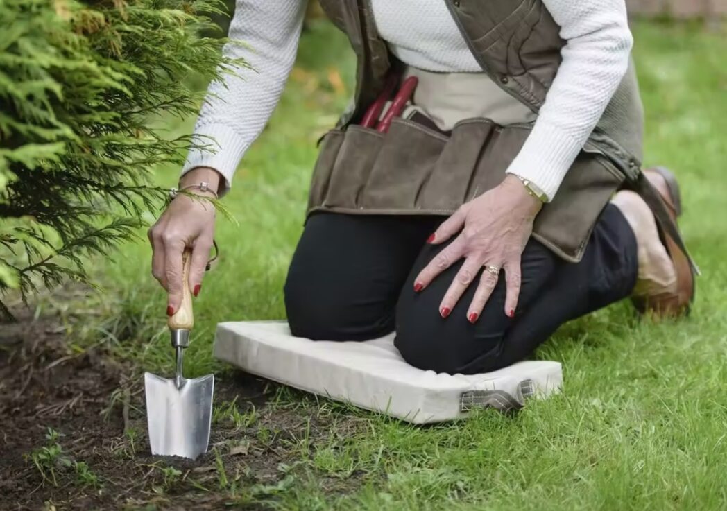 What to Wear When Gardening - Growing Magazine